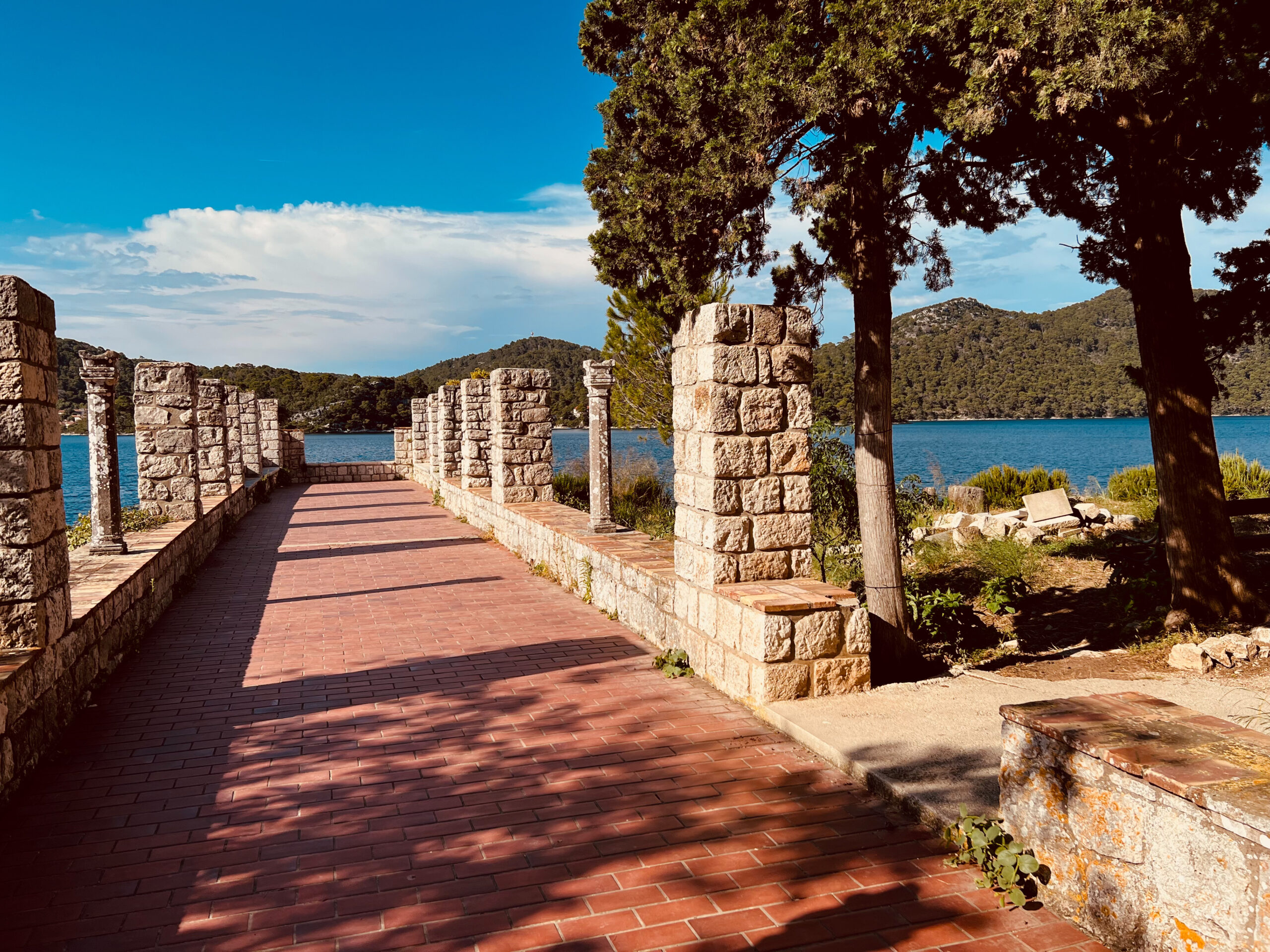 A brief pause - Tim Wood PowellTim Wood Powell